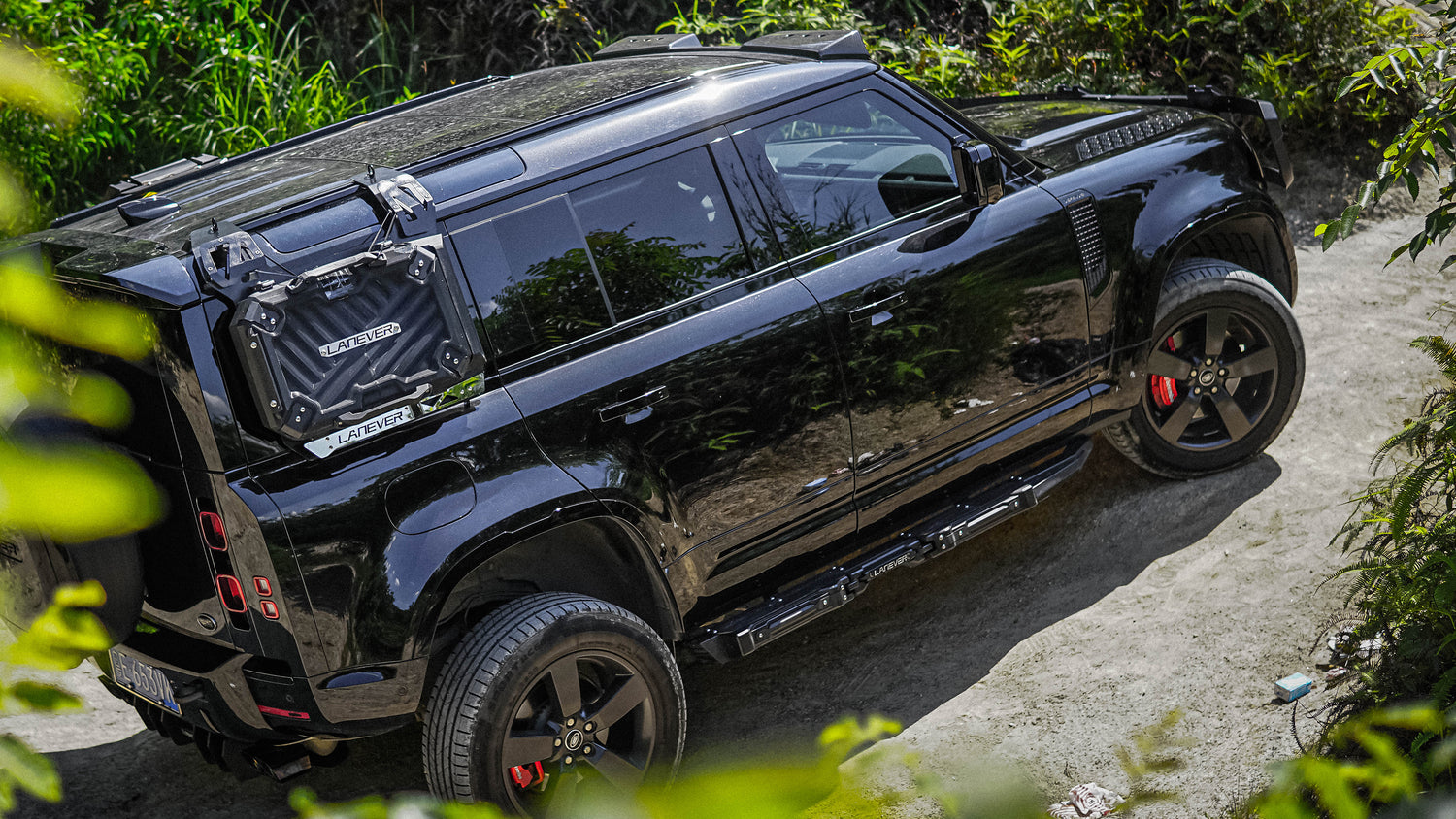 Land Rover Defender – LANEVER